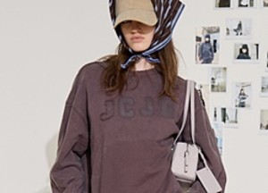 "스트릿 감성 어필하자"...TBH, 데님 브랜드 ‘JCJD’ 전격 론칭